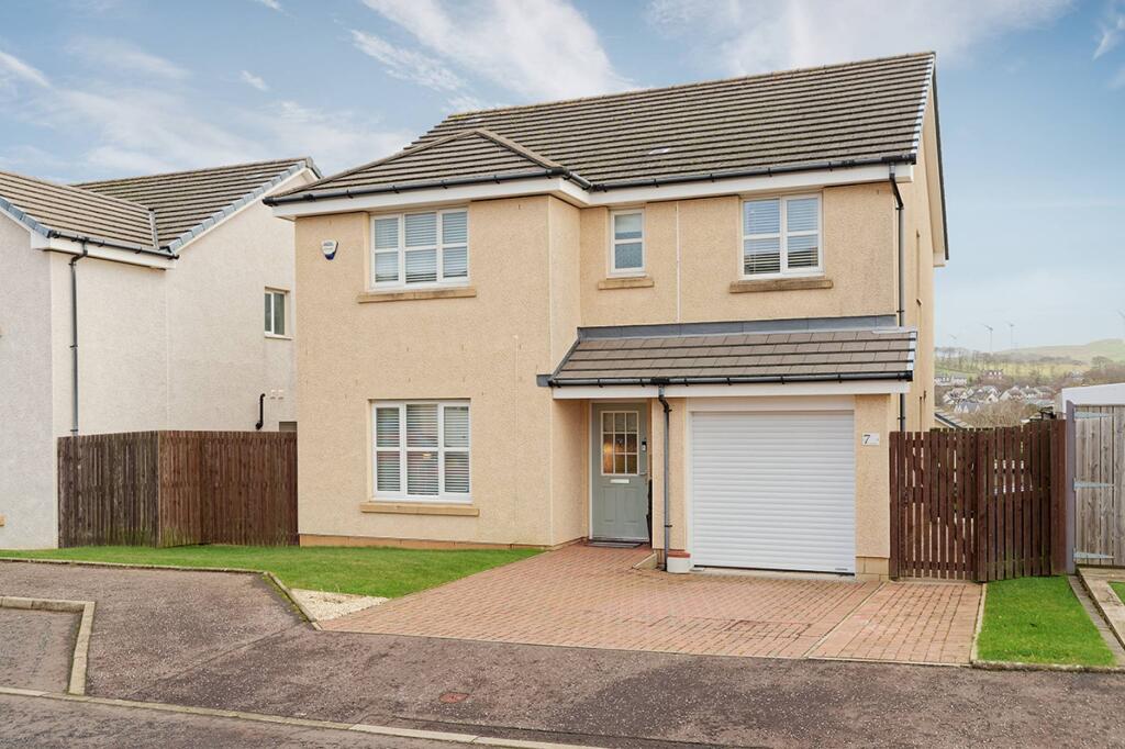 4 bedroom detached house for sale in 7 Cumbrae Place, West Kilbride ...