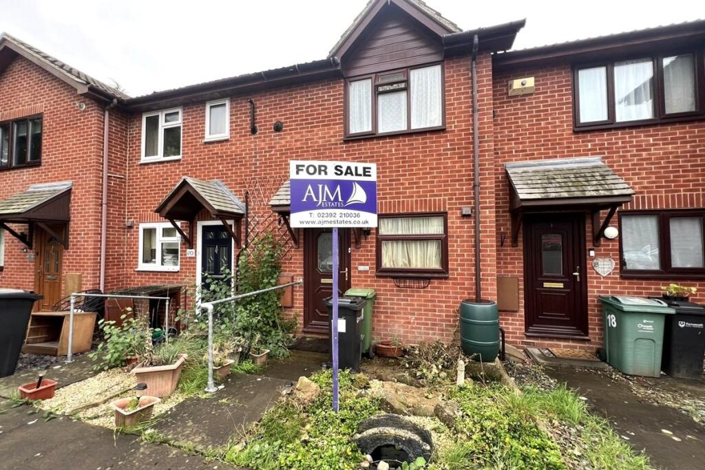2 bedroom terraced house for sale in Glebefield Gardens, Cosham ...