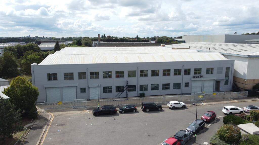 Warehouse to lease in Northolt 68, Belvue Road, Northolt, UB5 5QQ, UB5