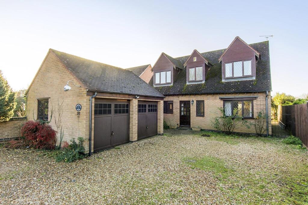 3 bedroom detached house for sale in Camp Hill, Bugbrooke, Northampton, NN7