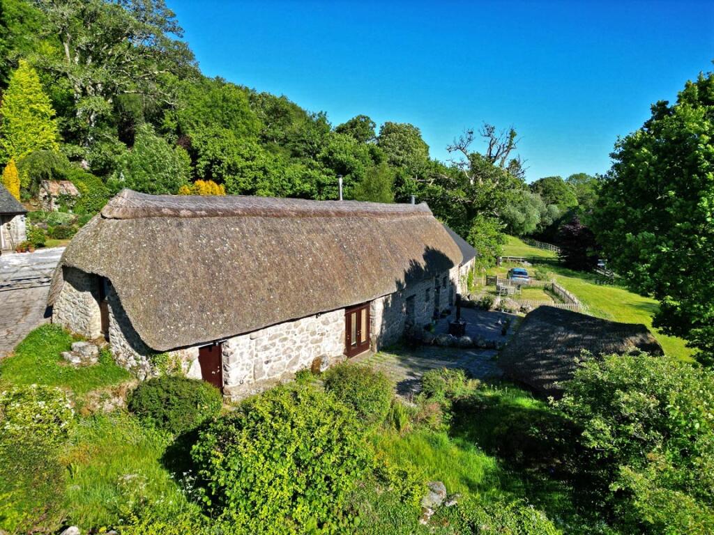 2 bedroom end of terrace house for sale in Hunters Barn, Manaton ...