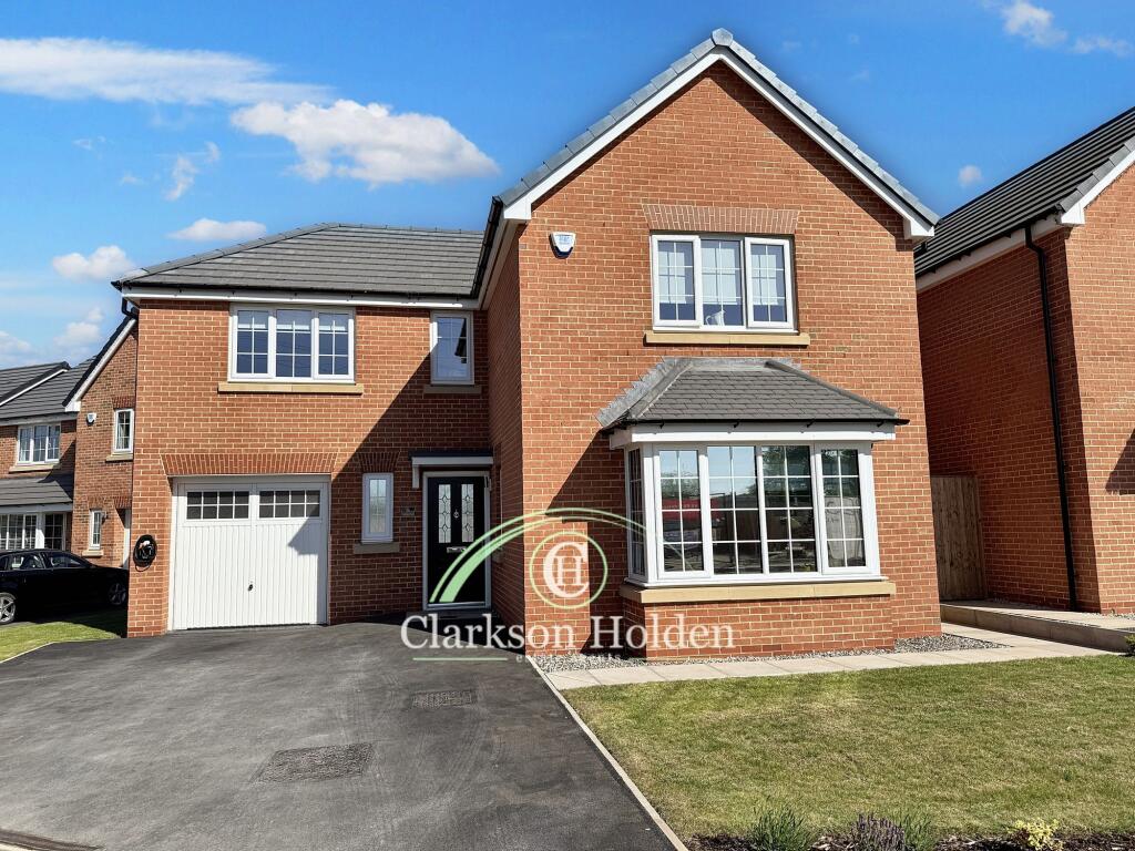 4 bedroom detached house for sale in Harrow Drive, Cottam, Preston, PR4 ...