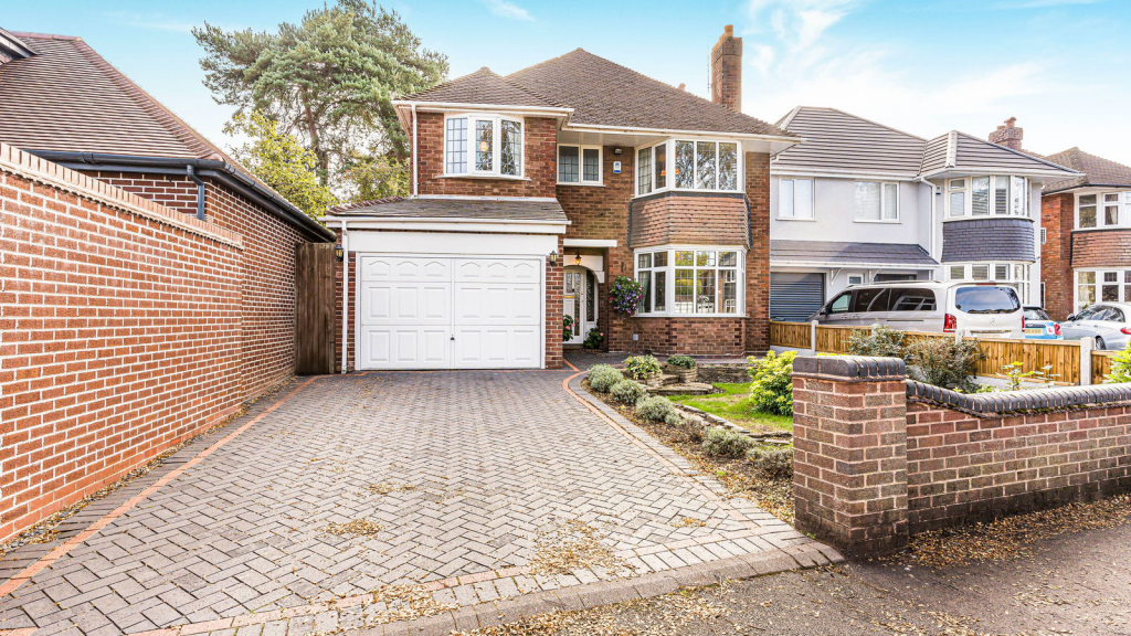 4 bedroom detached house for sale in Darnick Road, Sutton Coldfield, B73