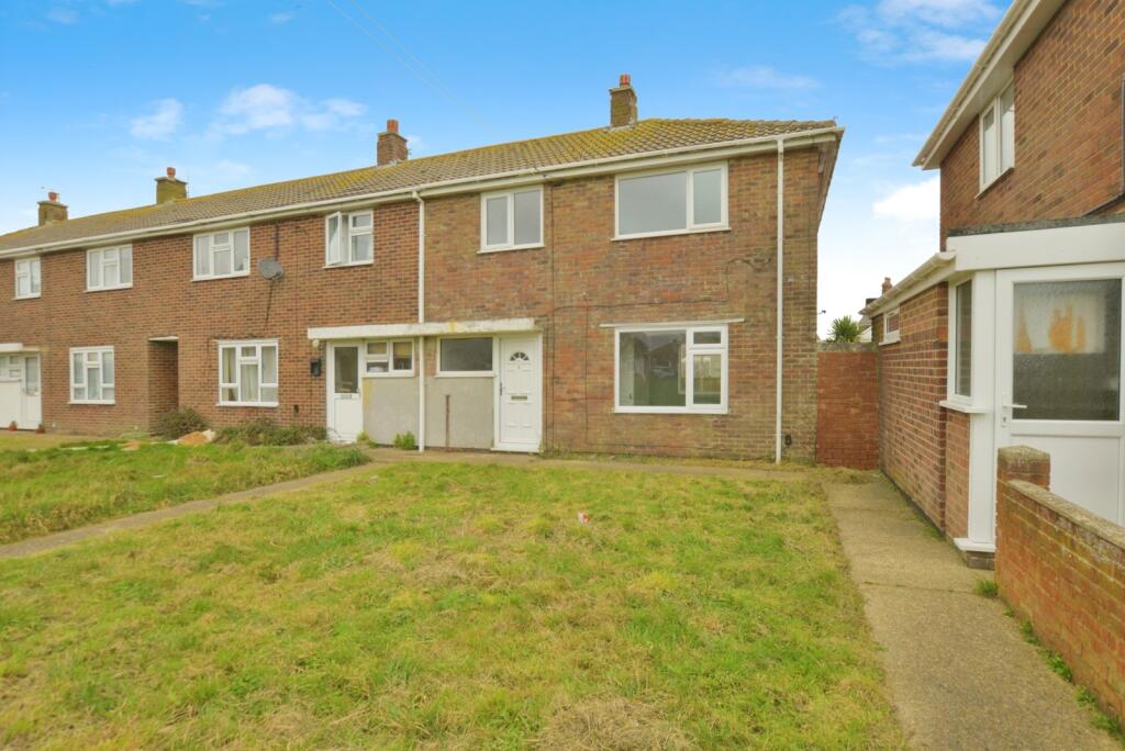 3 bedroom end of terrace house for sale in Brooks Way, Lydd, Romney ...
