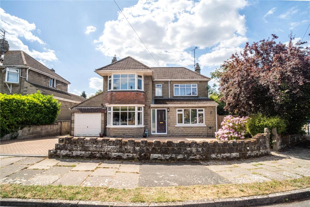 4 bedroom detached house for sale in Greywethers Avenue, Lakeside ...