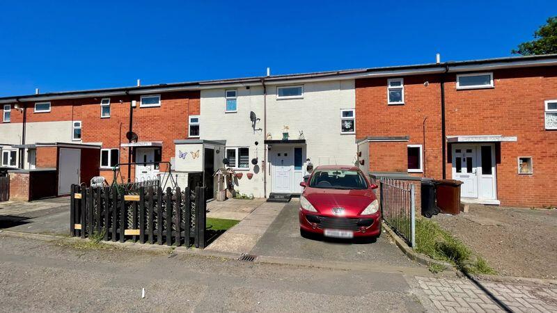 2 bedroom terraced house for sale in Luton Close, Lincoln, LN6