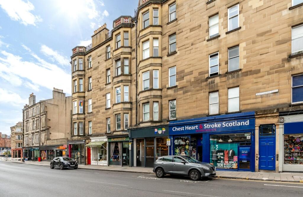 3 bedroom flat for rent in Morningside Road, Morningside, Edinburgh, EH10