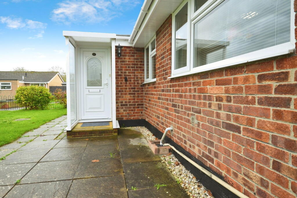 3 bedroom detached bungalow for sale in Uppark Way, Felpham, West ...