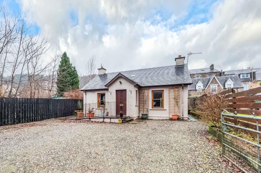2 bedroom detached bungalow for sale in Ar-Dachaidh, South Church ...