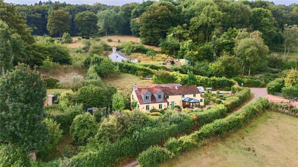 4 bedroom detached house for sale in Little Doward, Whitchurch, Ross-on ...