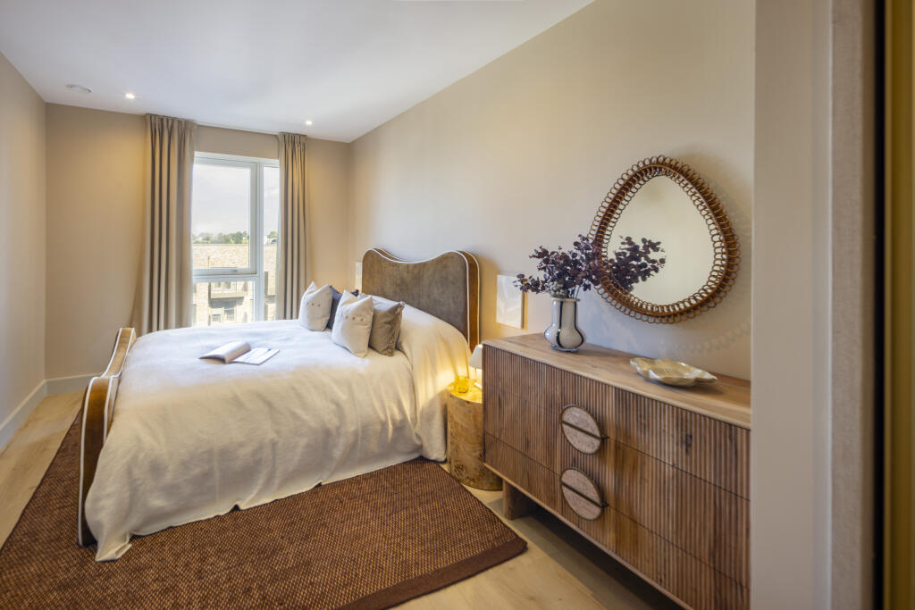 2 bedroom flat for rent in The Draper, Draper House, Colindale, NW9 4GP ...