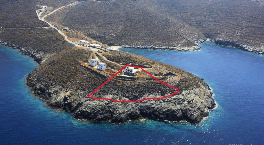 2 bedroom house for sale in Trivlaka Bay, Kythnos island, Cyclades ...