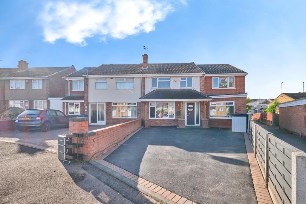 4 bedroom semi-detached house for sale in Spring Road, Lichfield ...